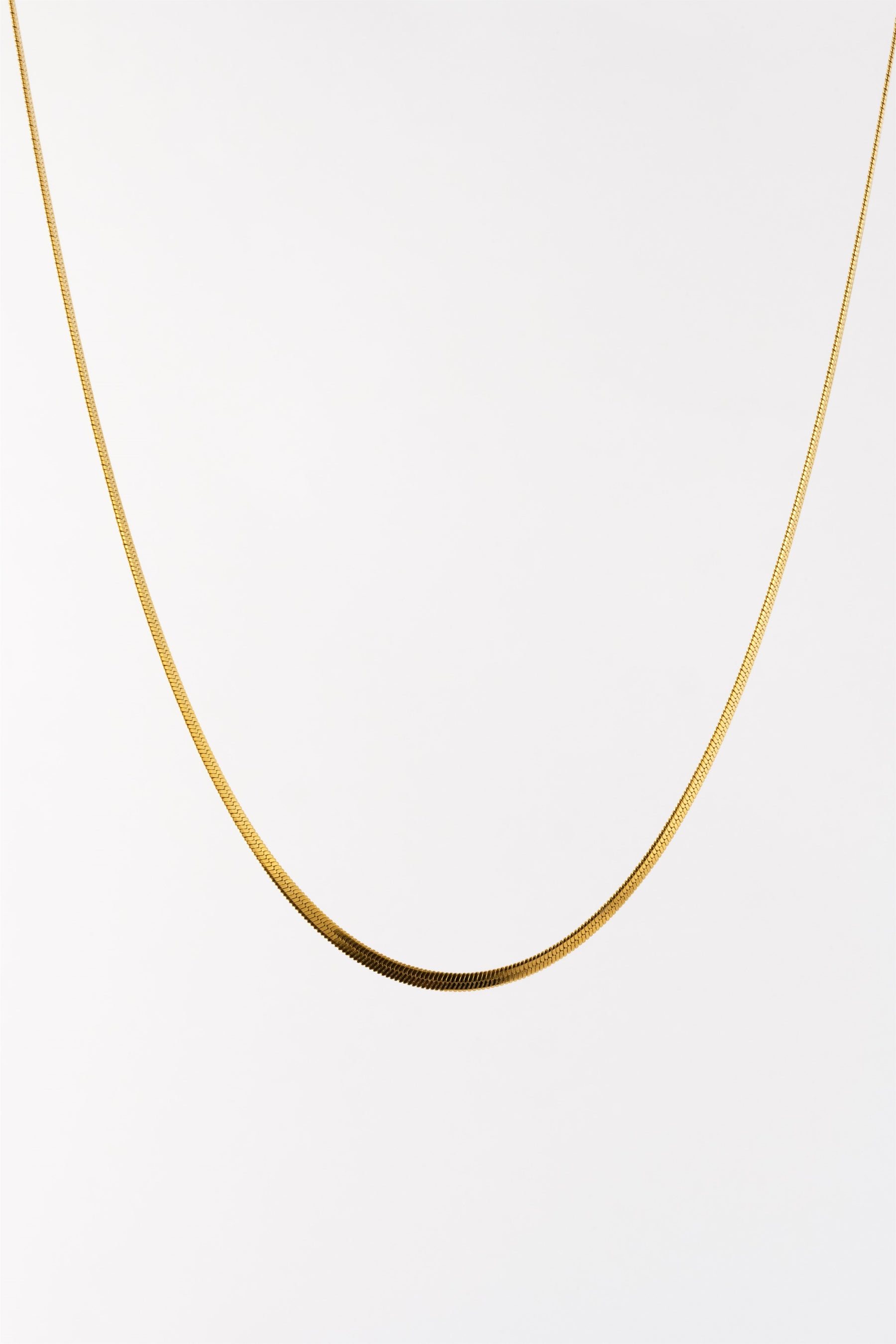 GOLD FINE SNAKE CHAIN NECKLACE