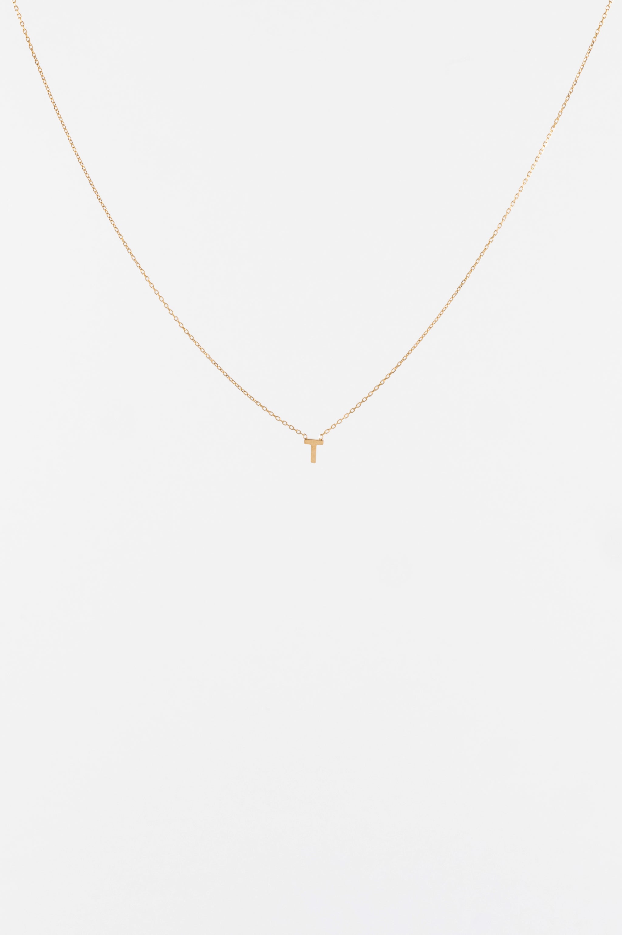 GOLD DAINTY INITIAL T NECKLACE